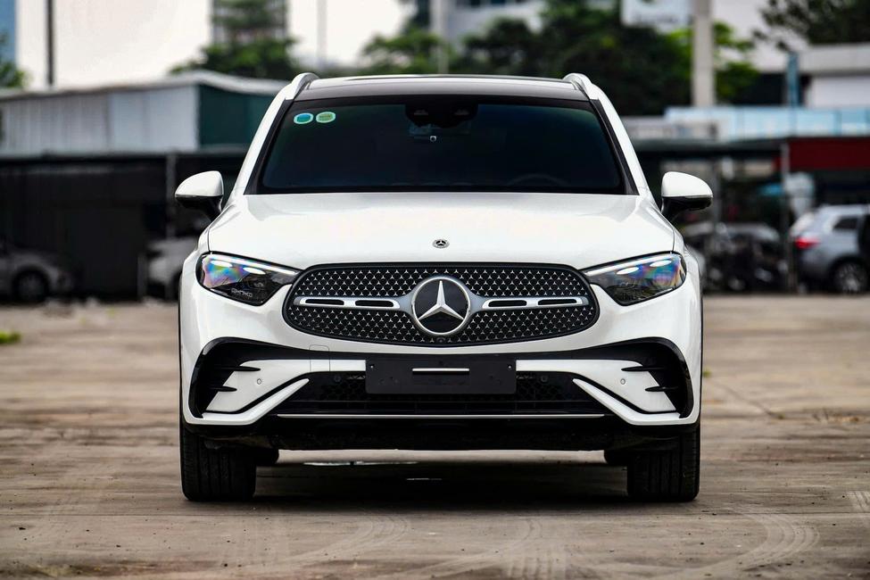 Giá xe Mercedes-Benz GLC 2024 - Phạm Đạt Mercedes-Benz Láng Hạ