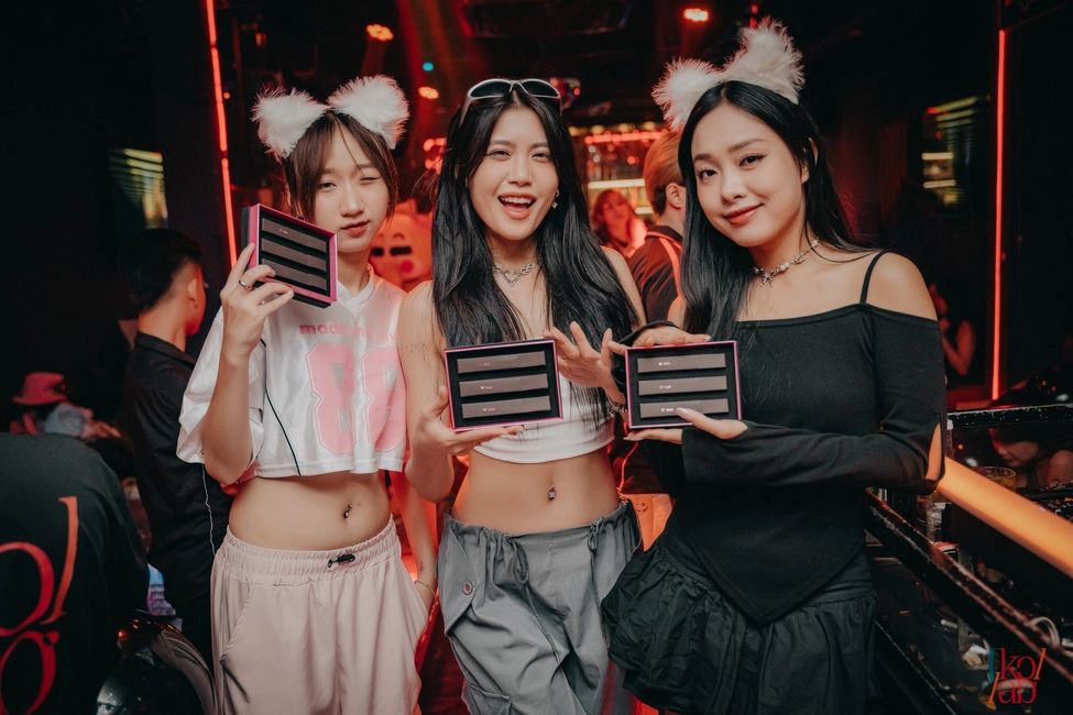 Lust Chocolate PH | Love Chocolate for Couples, Desire & Wellness