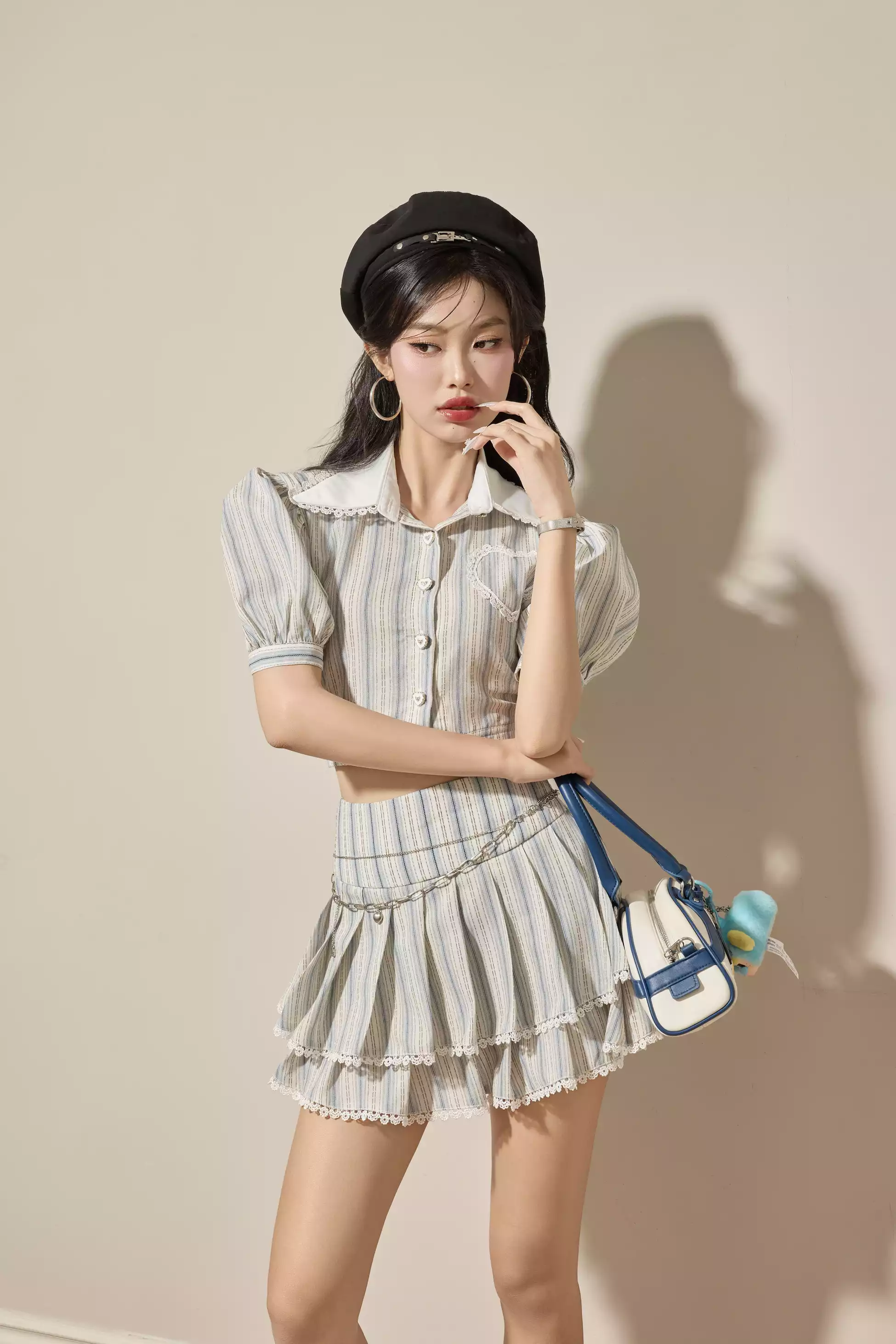 Ari Set | Karlotta Global