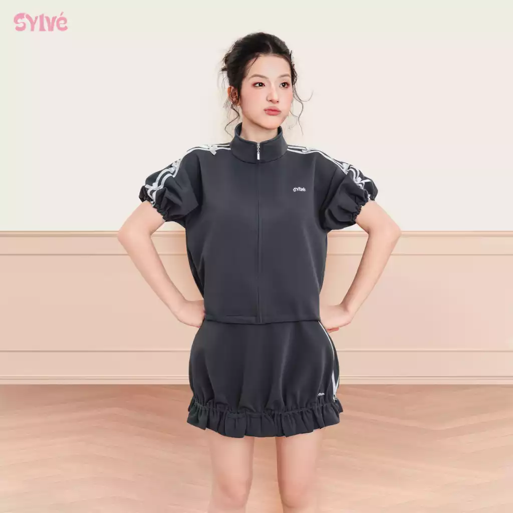 Set Váy Gió SYLVE - ELORA SET - Áo Gió & Chân Váy Gió Ngắn Thiết Kế ...