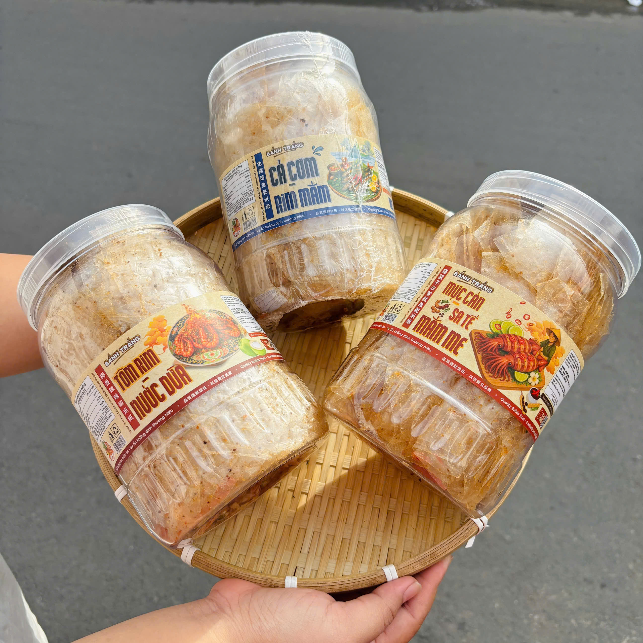 Bánh Tráng Ăn Vặt Tôm Rim Nước Dừa Cá Cơm Rim Mắm Mực Cán Sa Tế Mắm
